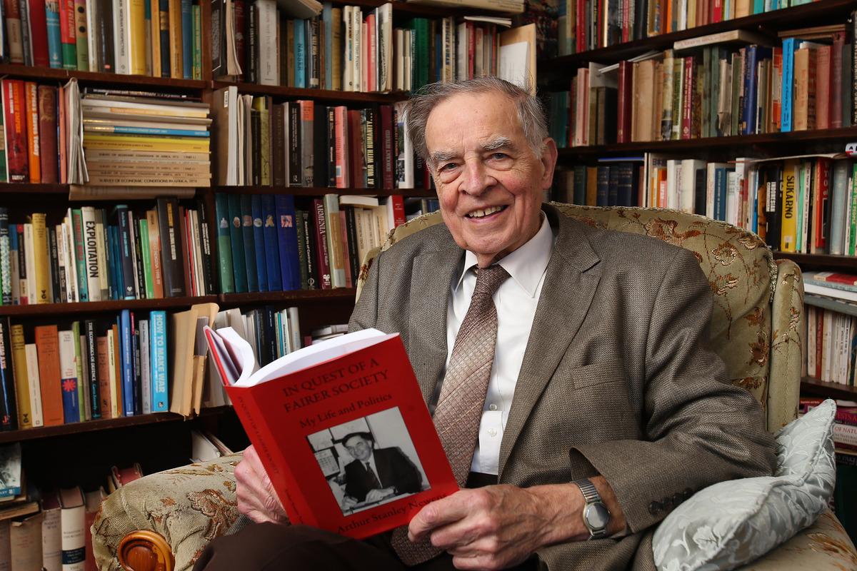 Stan Newens (1930-2021) – Society for the Study of Labour History